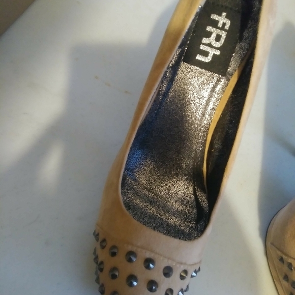 FRH | Shoes | Frh Pumps With Studs On Toe Tip | Poshmark